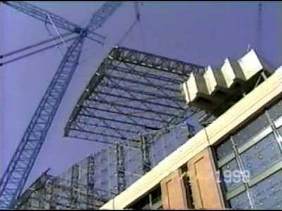1999 Big Blue crane collapse at Miller Park, kills three iron workers ...