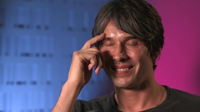 Brian Cox explains quantum mechanics in 60 seconds - University of ...