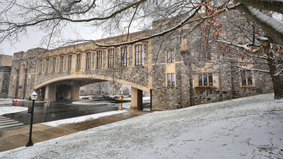 Snow adorns Blacksburg campus - Virginia Tech - Video