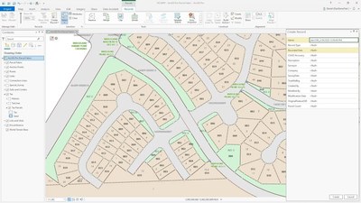 Map Like A Pro Ep. 2 | Merging Parcels - Esri Videos: GIS, Events ...