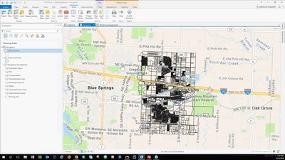 Maximizing Field Operations: Land Records - Esri Videos: GIS, Events ...
